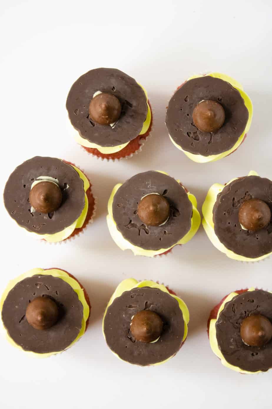 Witches Hat Cupcakes for Halloween - Everyday Eyecandy