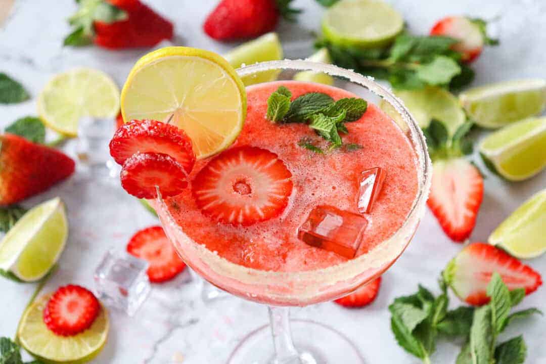 15 of the Best Summer Mocktails that Actually Taste Good - Everyday ...